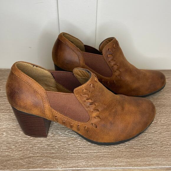 eürosoft by söfft | Shoes | Eurosoft Sofft Boots Booties Western ...